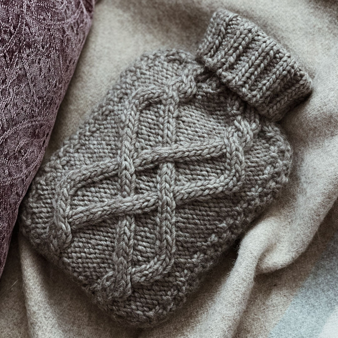 Chunky Comfort Hot Water Hug Sample – The Fibre Co.