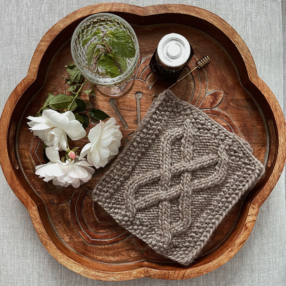 Chunky Comfort Trivets Pattern knit in &Make Super Bulky – The Fibre Co.