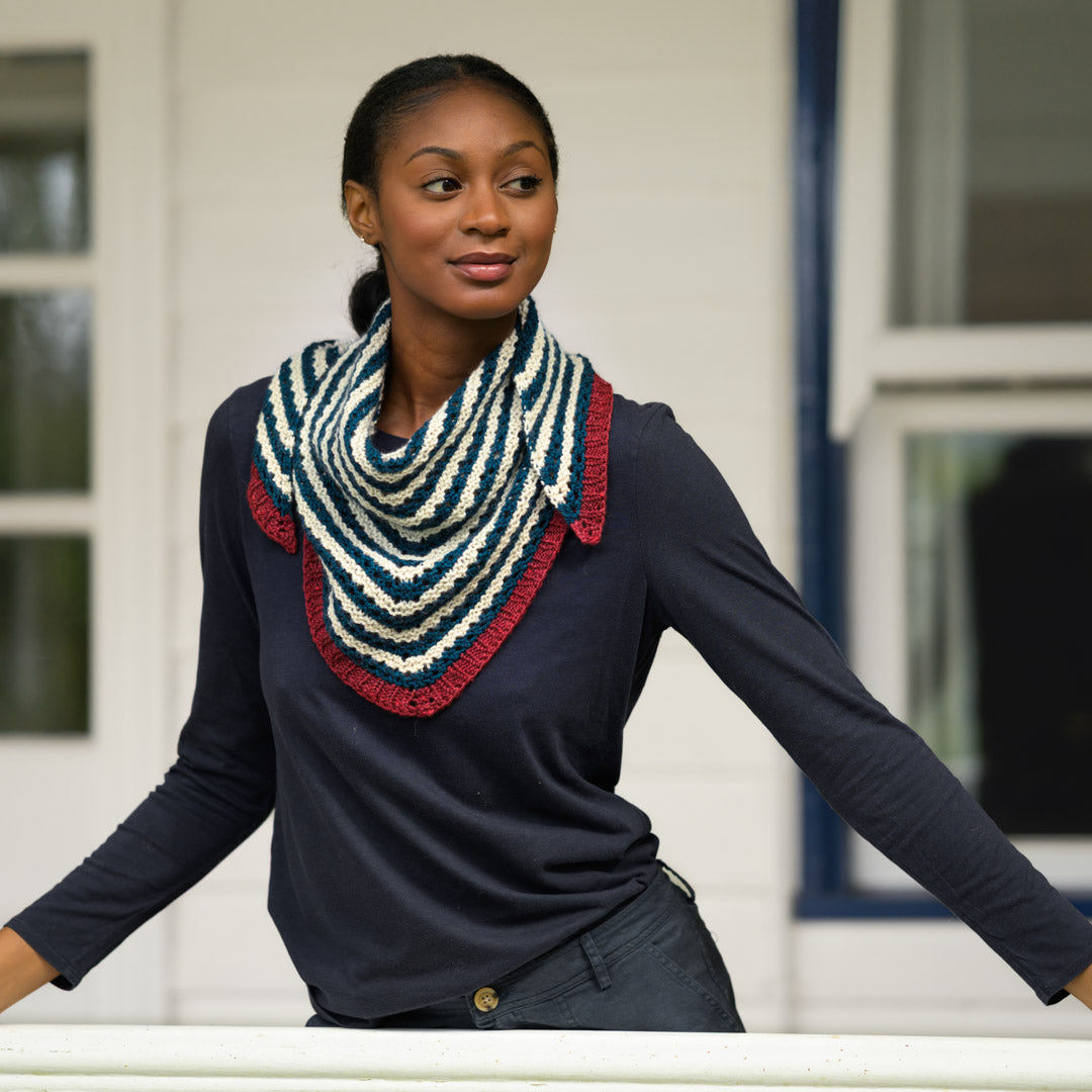 Style-It Eyelet Shawl Sample (Acadia) – The Fibre Co.